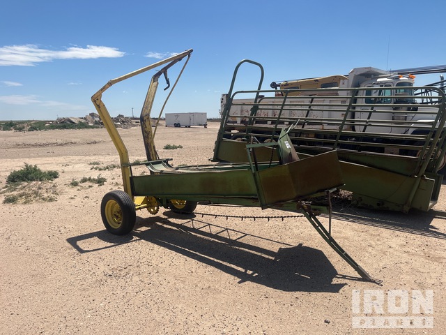 22 in Pop-Up Hay Bale Loader in Dalhart, Texas, United States ...