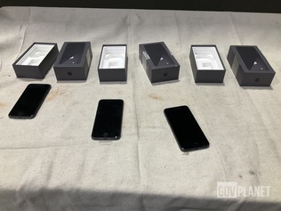 Surplus (3) Apple 8 iPhones in Chambersburg, Pennsylvania, United ...
