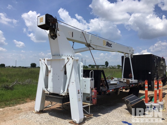 2013 (unverified) Altec AC18 - 70B Hydraulic Straight Boom on Flatbed ...