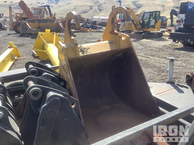 Cat 36 in Digging Bucket - Fits Cat Excavator in Lewiston, Idaho ...