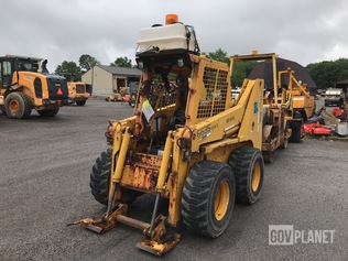 2002 Gehl 6635 Compact Track Loader - P0185048 in Punxsutawney ...