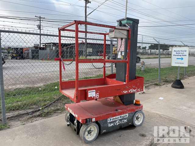 Skyjack SJ16 Vertical Mast Lift in Austin, Texas, United States ...