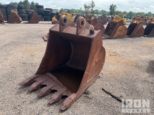 Tag 48 in Excavator Bucket - Fits Komatsu PC300 in Aurora, Colorado ...