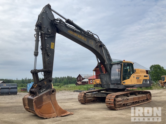 2013 Volvo EC380DL Tracked Excavator