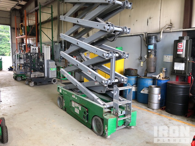 Genie GS-3232 Electric Scissor Lift in Maple Shade, New Jersey, United ...