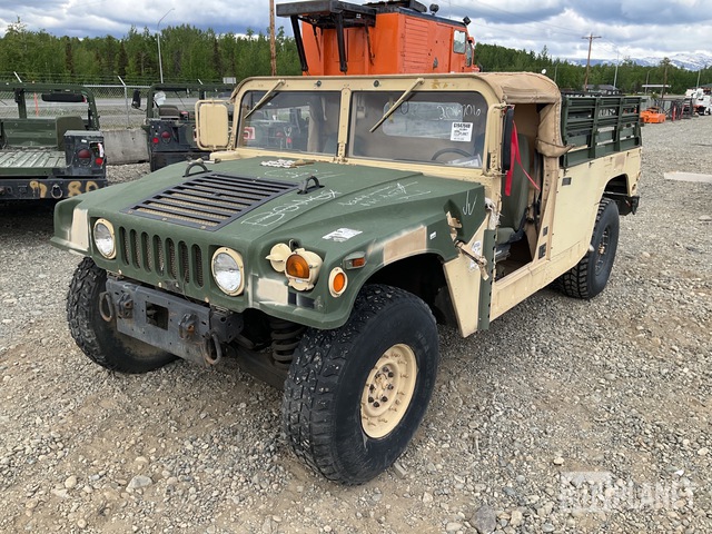 Surplus 2007 AM General M1097A2 HMMWV 2 Door Soft Top w/Truck Body in ...