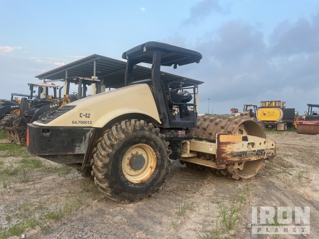 Ingersoll-Rand SD100F Padfoot Drum Compactor in Baytown, Texas, United ...