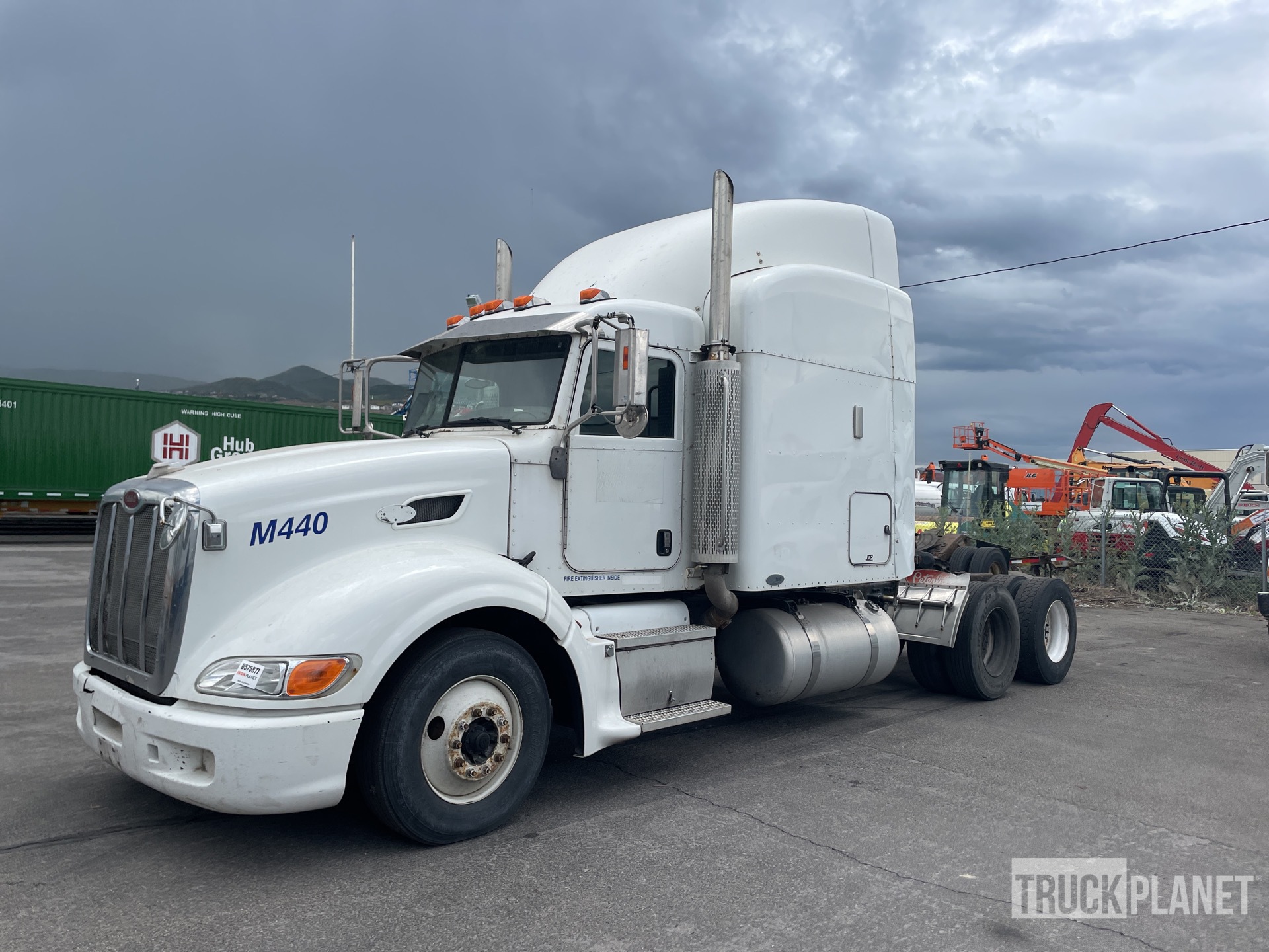 Peterbilt Trucks 386