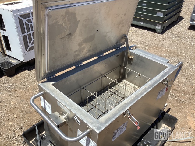 Surplus Babington Technology AKB31008 Tray Ration Heater in Red Rock ...
