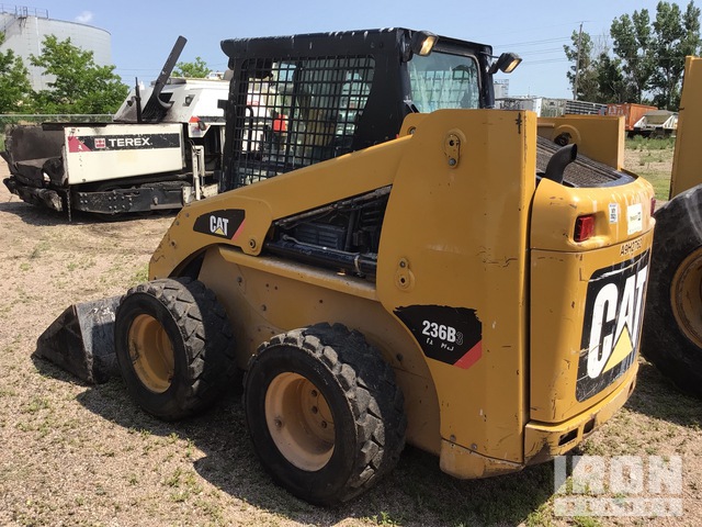 2012 Cat 236B3 Two-Speed Skid Steer Loader in Cheyenne, Wyoming, United ...