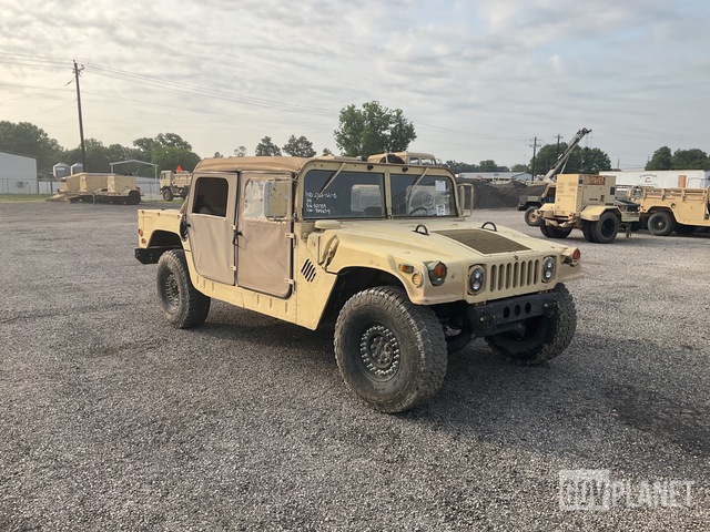 T07679 Truck Utility Heavy Variant Hmmwv 4x4 Supplying Cheap | www ...