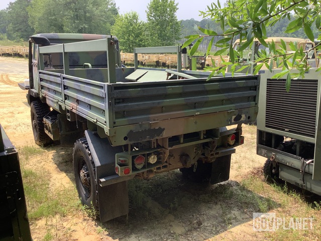 Surplus 1997 Stewart & Stevenson M1081 LMTV 4x4 Cargo Truck in ...