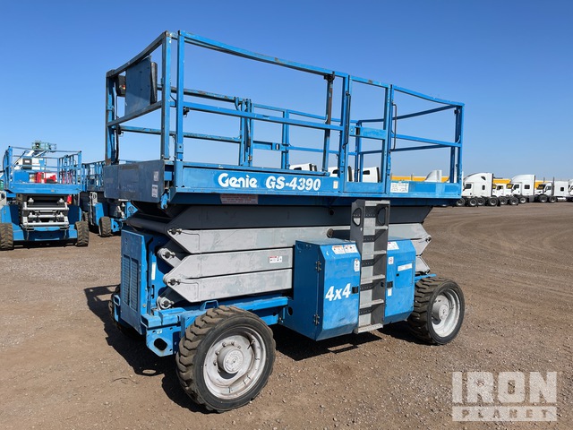 2007 Genie GS-4390 Dual Fuel 4x4 Scissor Lift in Phoenix, Arizona ...