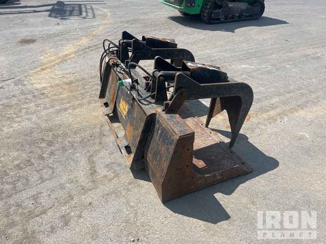 2019 (unverified) Arrow 72 in Skid Steer Grapple in Springfield ...