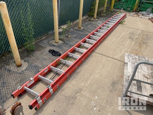 2022 Werner D62402 40 ft Extension Ladder in MOUNT PROSPECT, Illinois ...