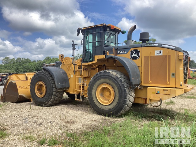 2019 John Deere 844L Wheel Loader in Northport, Alabama, United States ...