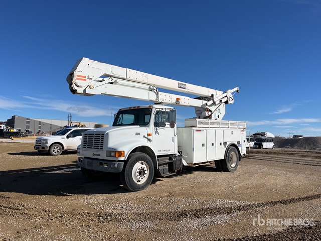 Terex Hi-Ranger 55-0M 55 ft on 1999 International 4700 4x2 Bucket Truck | Ritchie Bros. Auctioneers