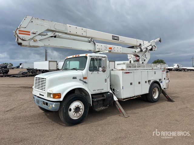 Terex Hi-Ranger 55-0M 55 ft on 1999 International 4700 4x2 Bucket Truck | Ritchie Bros. Auctioneers