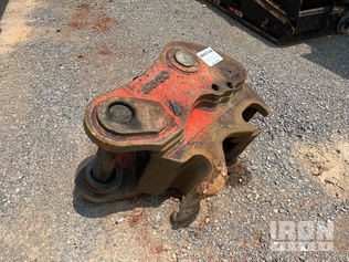 Esco 14 in Hydraulic Excavator Coupler in Franklin, Kentucky, United ...