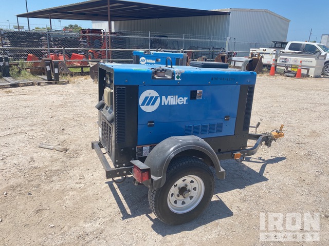 2016 Miller Big Blue 300R Pro 400 A Mobile Multi-Process Engine Driven ...