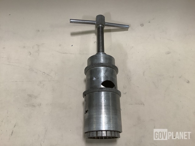 Surplus Rolls Royce 6799902 Bearing Puller in North Las Vegas, Nevada ...