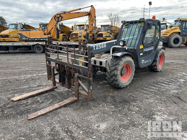 2001 Bobcat T2556 4X4 Telehandler