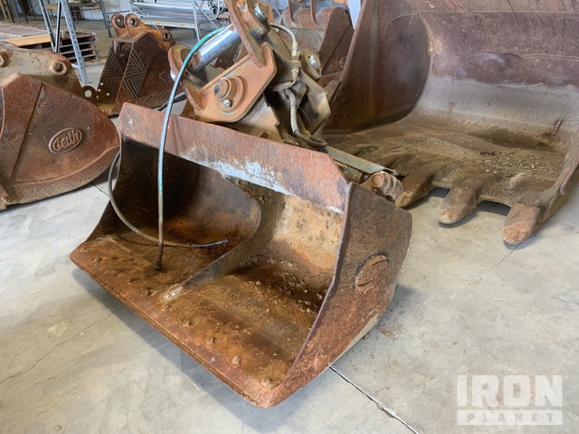 Strickland CX160 60 in Tilting Excavator Bucket in Hillsville, Virginia ...