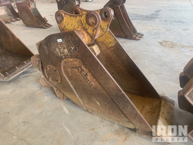 Felco 19 in Roller Compaction Excavator Bucket in Hillsville, Virginia ...