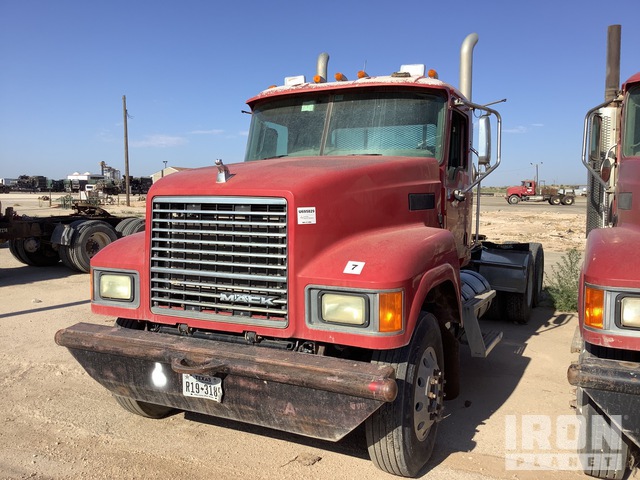 2011 Mack CHU613 6x4 T/A Day Cab Truck Tractor in Odessa, Texas, United ...