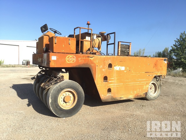 1989 Ingram 9-5500-SB 9 Wheel Pneumatic Roller in Seagoville, Texas ...