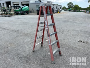2015 Louisville FS1506 6 ft Step Ladder in Countryside, Illinois ...