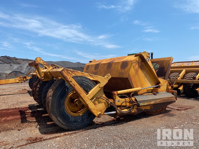 John Deere 1812C Hydraulic 4 Tire Pull Scraper in Huntsville, Alabama ...