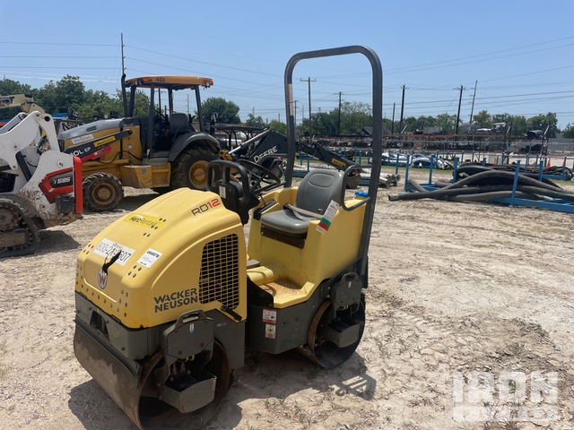 2018 Wacker Neuson RD12 Double Drum Roller in Texas City, Texas, United ...