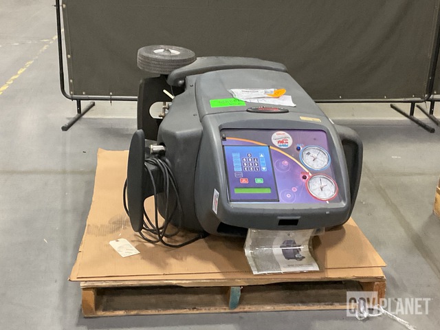 Surplus Robinair 34700Z Recovery, Recycling & Recharging Unit in ...