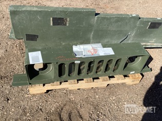 Surplus (1) 12337861-2 Accessories Stowage Box & (1) HMMWV Humvee Grill ...