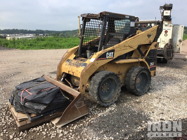 2002 Cat 262 Skid Steer Loader in Kings Park, New York, United States ...
