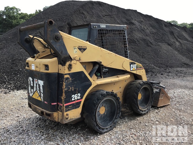 2002 Cat 262 Skid Steer Loader in Kings Park, New York, United States ...