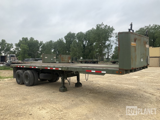 Dynaweld M871A2R Flatbed Trailer in Junction City, Kansas, United ...