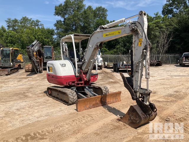 2016 Takeuchi TB240 Mini Excavator in Augusta, Georgia, United States ...