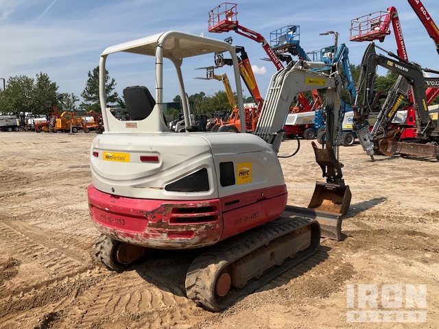 2016 Takeuchi TB240 Mini Excavator in Augusta, Georgia, United States ...