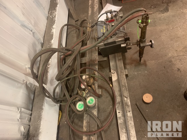 Oxy-Acetylene Track Cutting Machine in Cedar Bluff, Virginia, United ...