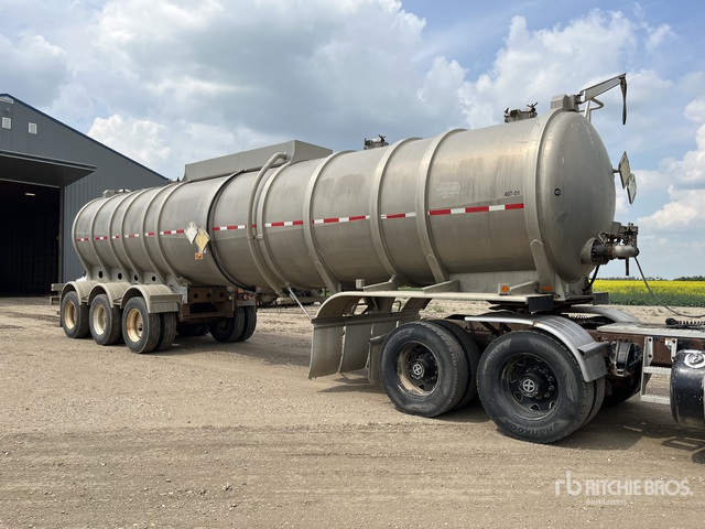 2012 Heil 10000 gal Tri/A Tanker Trailer in Alida, Saskatchewan, Canada ...