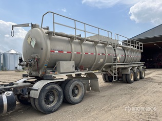 2012 Heil 10000 gal Tri/A Tanker Trailer in Alida, Saskatchewan, Canada ...
