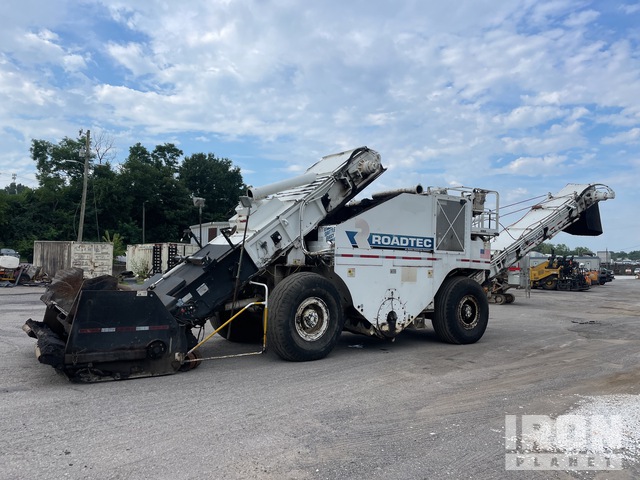 2011 Roadtec SB2500D Wheel Asphalt Paver in Knoxville, Tennessee ...