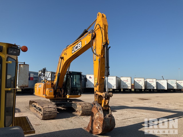 2016 JCB JS220LC Tracked Excavator in Humble, Texas, United States ...