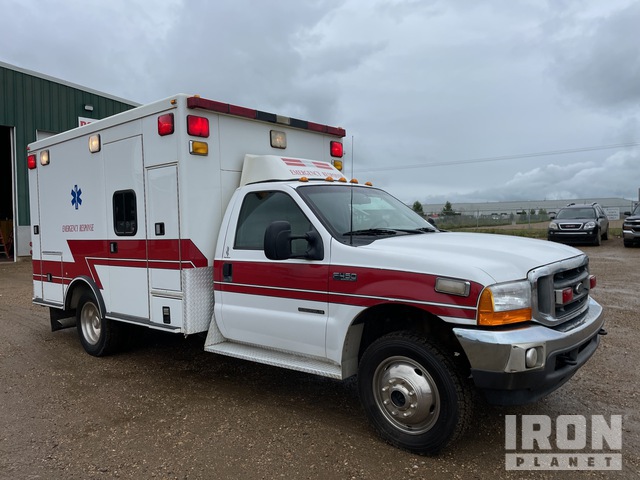 2001 Ford F450 4x4 Ambulance in Leduc, Alberta, Canada (IronPlanet Item #10263284)