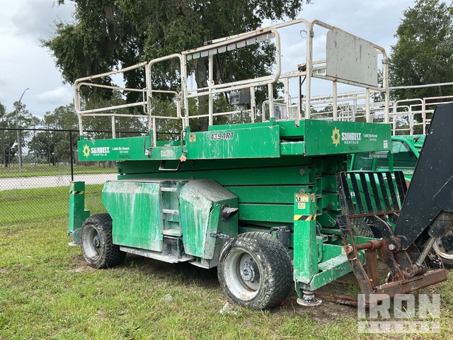 2017 JLG 4394RT Gas 4x4 Scissor Lift in Lakeland, Florida, United ...