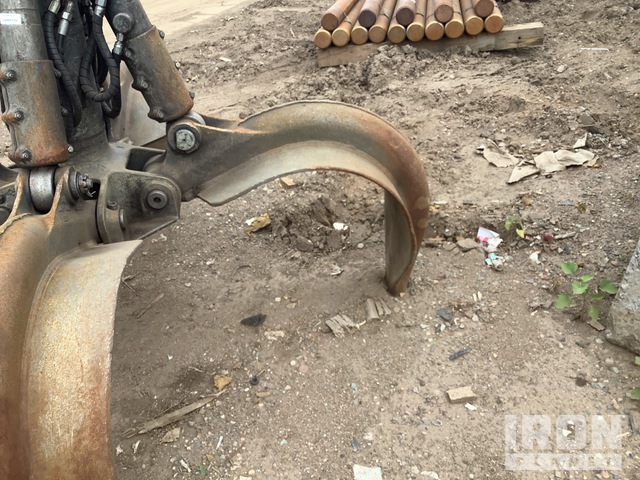 Liebherr Orange Peel Grapple in Brainerd, Minnesota, United States ...