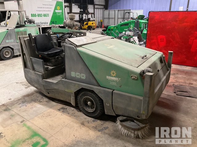 2015 Tennant 800 Floor Sweeper in Wilmington, North Carolina, United ...