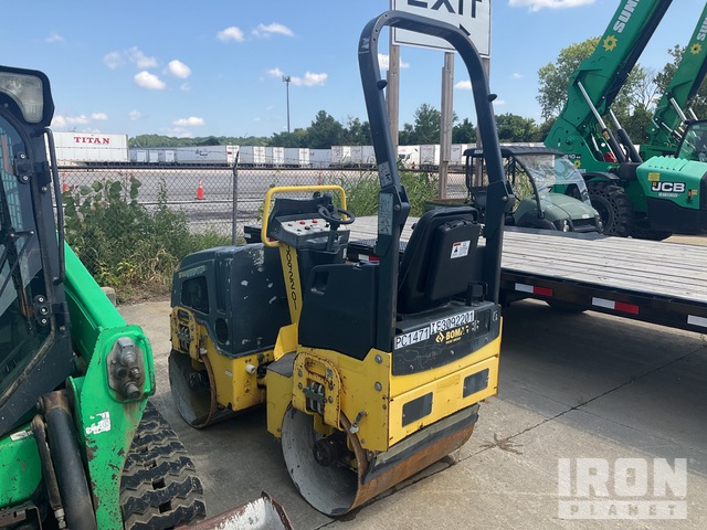 2014 Bomag BW 900-50 Double Drum Roller in West Chester, Ohio, United ...
